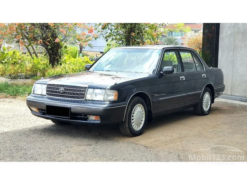 Jual Mobil Toyota Crown 1998 Crown 3.0 Royal Saloon 3.0 di DKI Jakarta ...