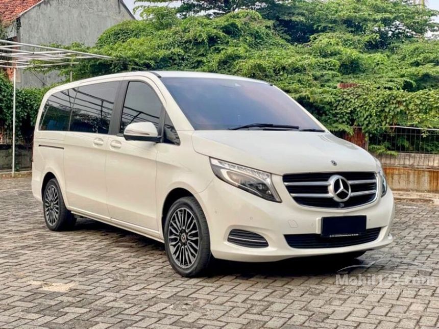 Jual Mobil Mercedes-Benz Vito 2019 Lombardi 2.0 di Jawa Barat Automatic ...