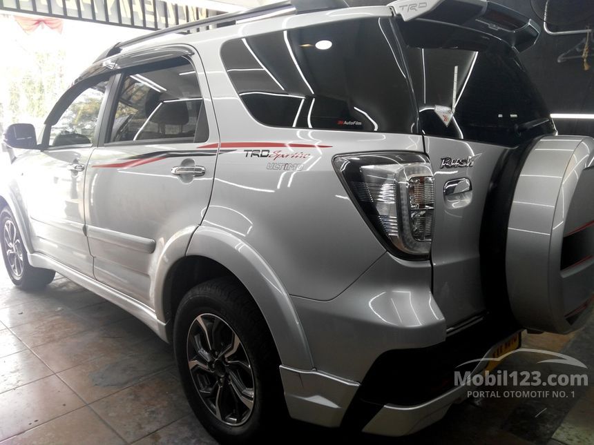 Jual Mobil Toyota Rush 2017 TRD Sportivo Ultimo 1.5 di DKI Jakarta ...