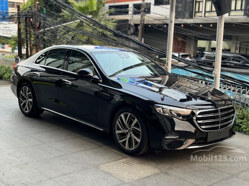 Jual Mobil Mercedes-Benz E200 2025 Exclusive Line 2.0 di DKI Jakarta ...