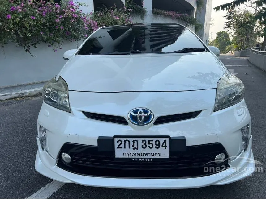 2013 Toyota Prius 1.8 (ปี 09-16) Hybrid Top option grade Hatchback for ...