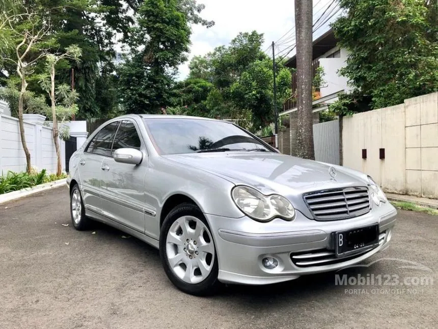 Jual Mobil Mercedes-Benz C240 2005 Elegance 2.6 di DKI Jakarta ...