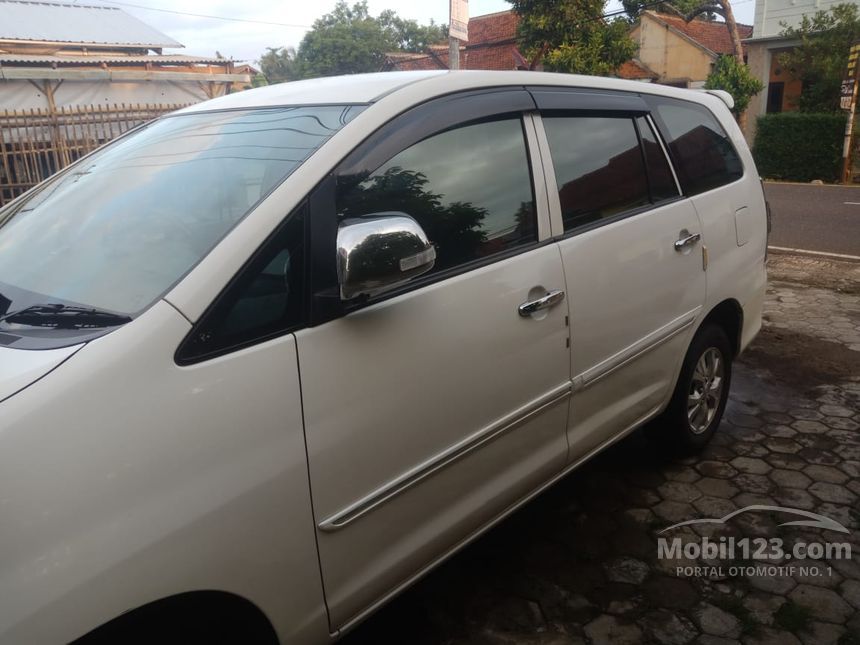 Jual Mobil Toyota Kijang Innova 2015 J 2.0 di Jawa Tengah Manual MPV ...