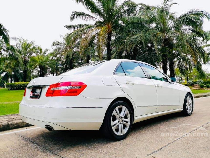 2011 Mercedes-Benz E300 3.0 W212 (ปี 10-16) Avantgarde Sports Sedan AT ...