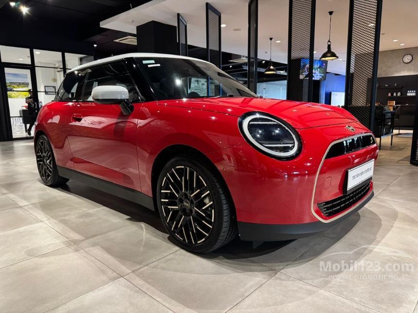 Jual Mobil MINI Cooper 2025 Cooper SE di Kalimantan Barat Automatic ...