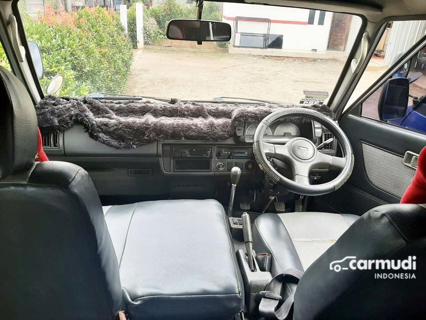 Jual Mobil Mazda E2000 1997 2.0 di Jawa Barat Manual MPV Minivans Abu ...
