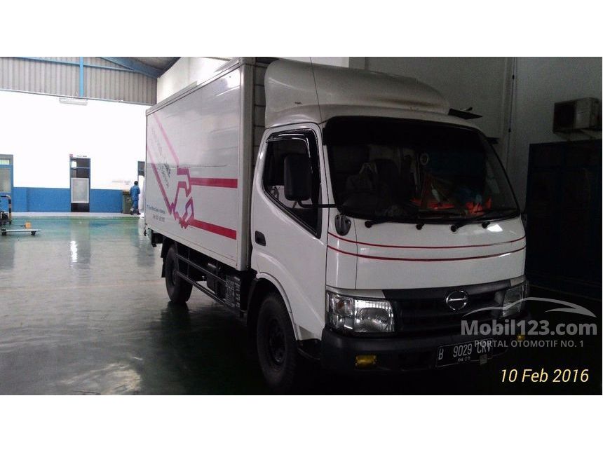 Jual Mobil Hino Dutro 2017 4.0 di Jawa Barat Manual Trucks Hijau Rp 250 ...