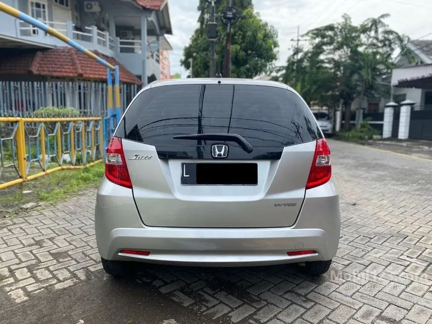 Jual Mobil Honda Jazz 2014 S 1.5 di Jawa Timur Manual Hatchback Silver ...