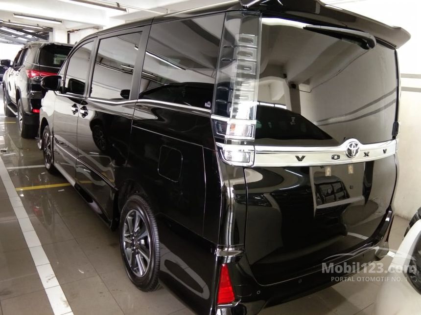 Jual Mobil Toyota Voxy 2020 2.0 di DKI Jakarta Automatic Wagon Hitam Rp ...
