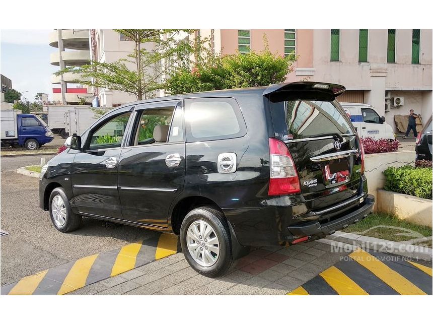 Jual Mobil Toyota Kijang Innova 2011 V 2.0 di DKI Jakarta Automatic MPV ...