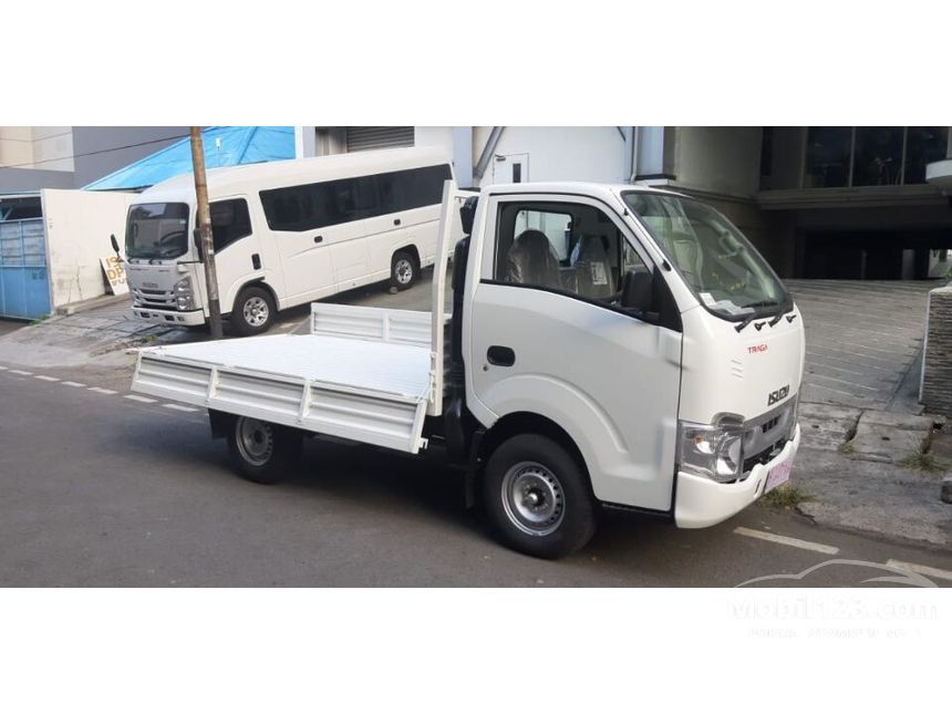 Jual Mobil Isuzu Traga 2023 Box Full Aluminium Single Cab 2.5 di DKI ...