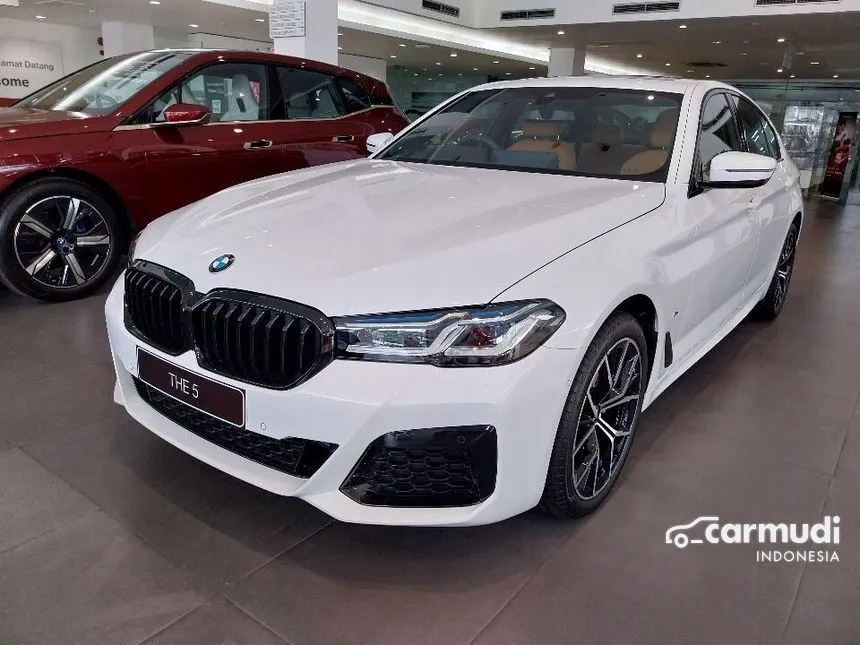 BMW 520i 2023 M Sport 2.0 in Banten Automatic Sedan White for Rp 1.275 ...