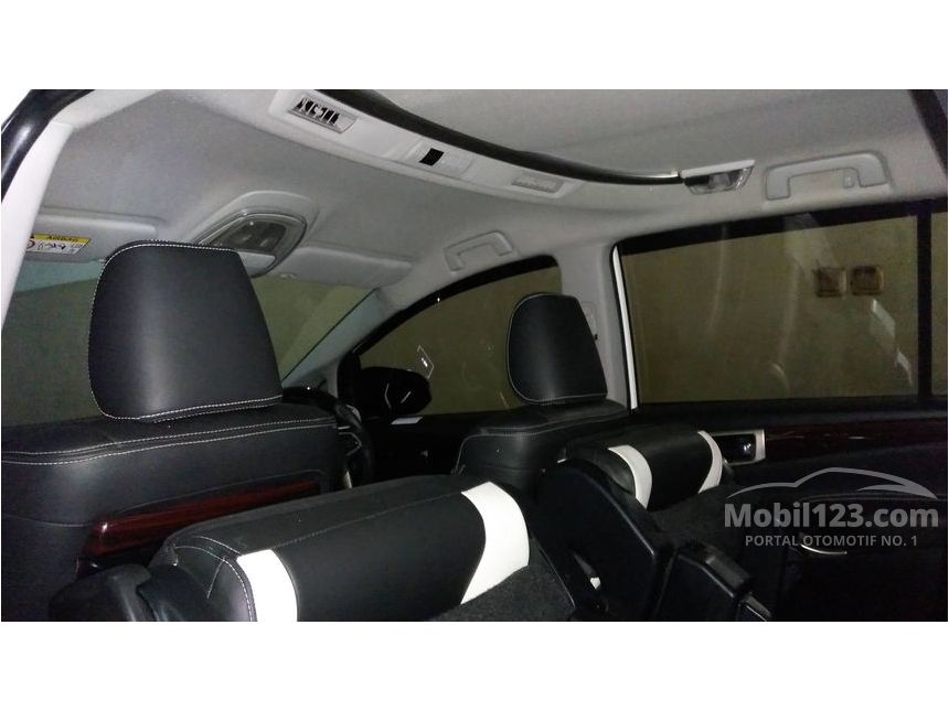 Jual Mobil Toyota Kijang Innova 2016 Q 2.4 di Jawa Timur Manual MPV ...