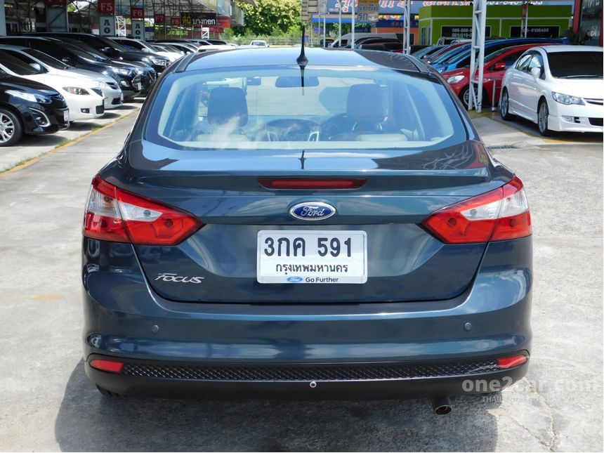 Ford Focus 2014 Trend 1.6 in กรุงเทพและปริมณฑล Automatic Sedan สีเทา ...