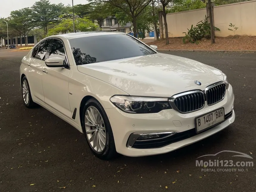 Jual Mobil BMW 530i 2017 Luxury 2.0 di Banten Automatic Sedan Putih Rp ...