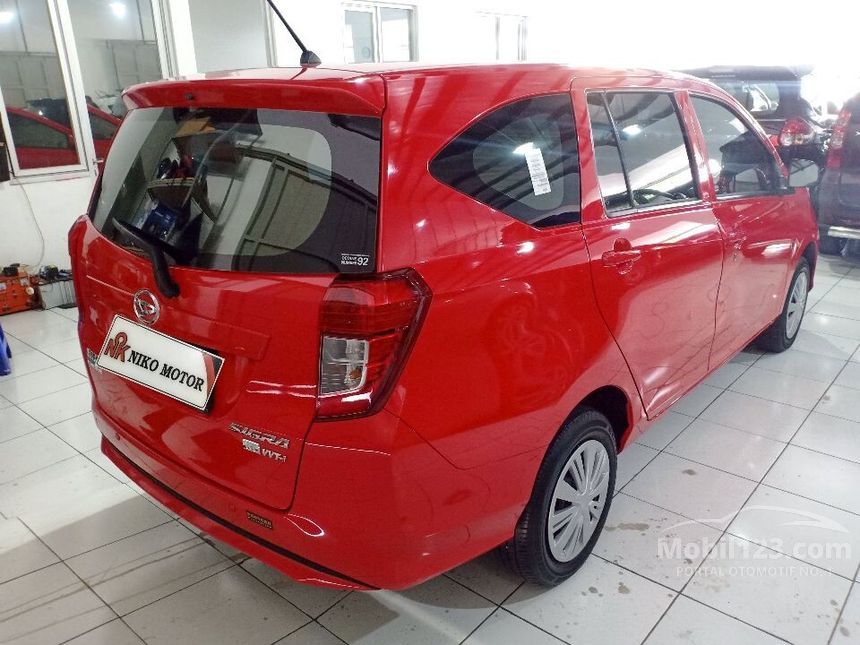 Jual Mobil Daihatsu Sigra 2017 M 1.0 di Jawa Barat Manual MPV Merah Rp ...
