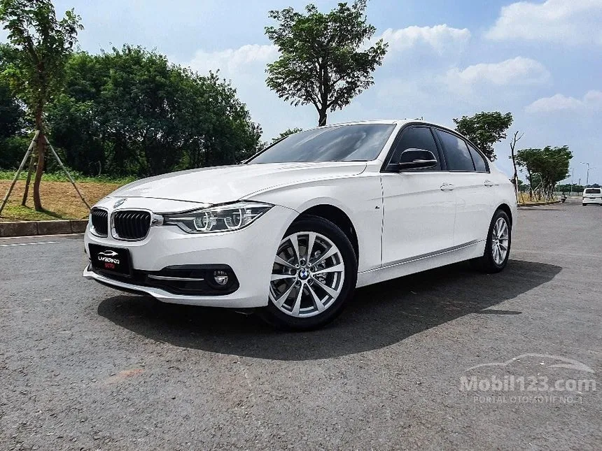 Jual Mobil BMW 320i 2016 Sport 2.0 di DKI Jakarta Automatic Sedan Putih ...