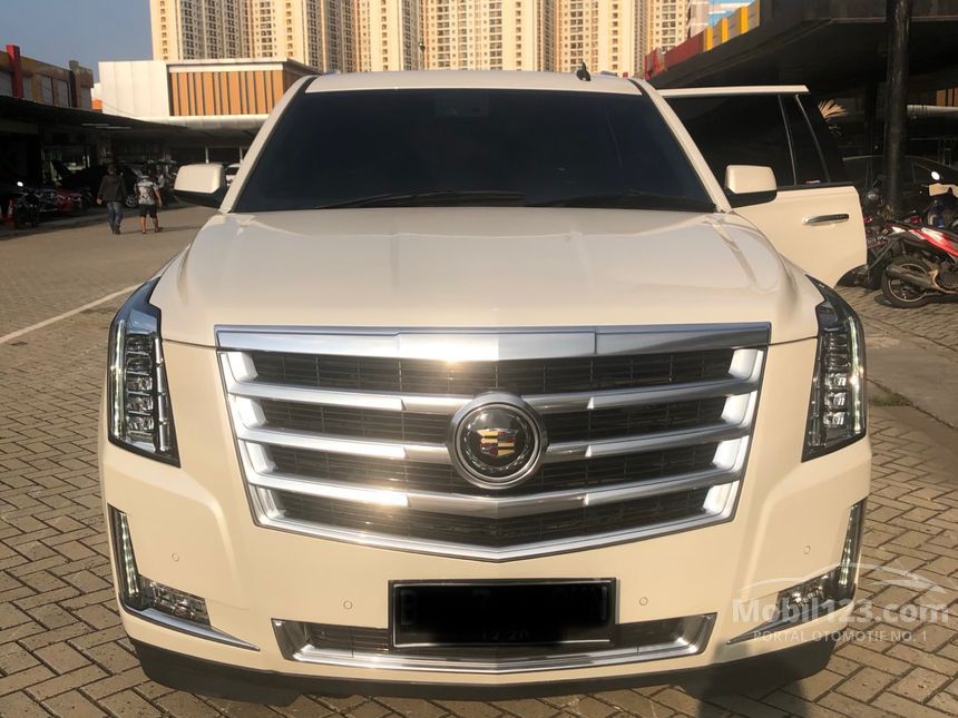 Jual Mobil Cadillac Escalade 2014 Platinum 6.2 di DKI Jakarta Automatic ...