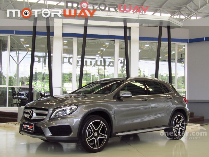 Mercedes-Benz GLA250 2016 W156 (ปี 14-17) AMG Dynamic 2.0 เกียร์ ...
