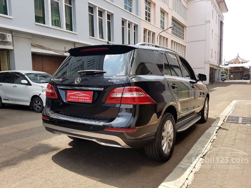 Jual Mobil Mercedes-Benz ML250 2015 CDI 2.1 di DKI Jakarta Automatic ...