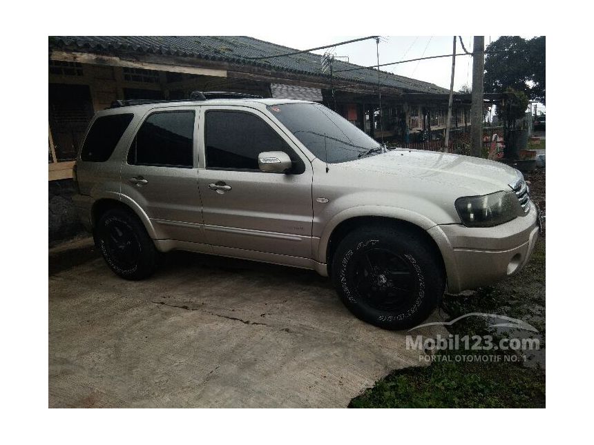 Jual Mobil Ford Escape 2007 Limited 4x2 2.3 di Jawa Barat Automatic SUV ...