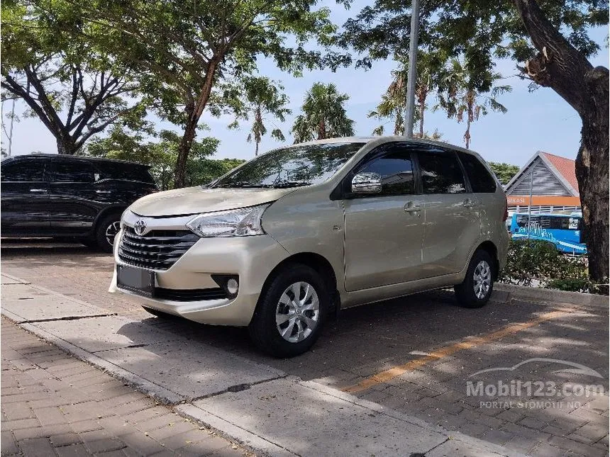 Jual Mobil Toyota Avanza 2018 E 1.3 di Jawa Barat Manual MPV Kuning Rp ...