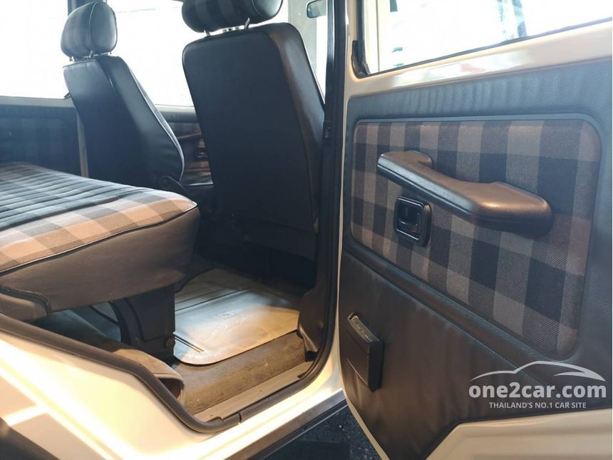 Mercedes-Benz G280 1988 W460 (ปี 79-90) GE 2.7 เกียร์อัตโนมัติ สีขาว ...