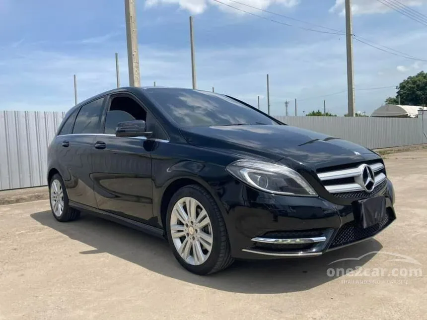 2015 Mercedes-Benz B200 1.6 Urban Hatchback for sale on One2car