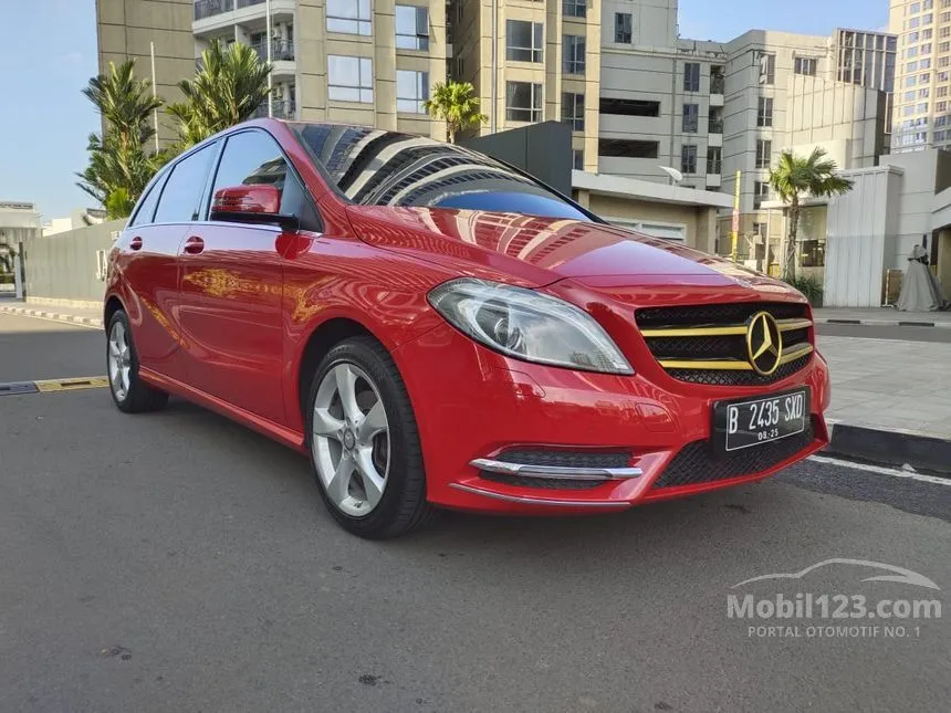 Jual Mobil Mercedes-Benz B200 2015 Sport 1.6 di DKI Jakarta Automatic ...