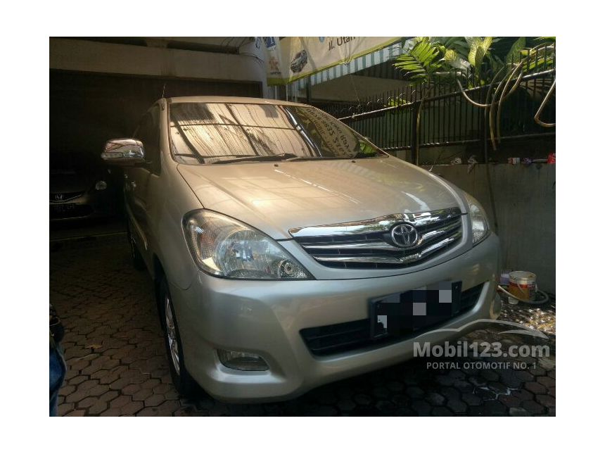 Jual Mobil Toyota Kijang Innova 2010 G 2.0 di DKI Jakarta Automatic MPV ...