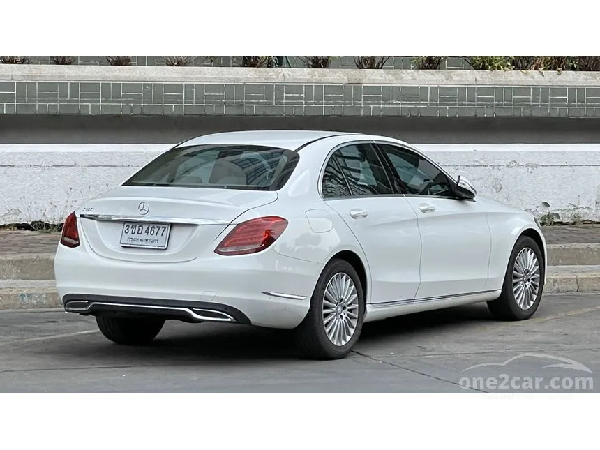 2015 Mercedes-Benz C180 1.6 W205 (ปี 14-22) 1.6 Sedan AT for sale on ...