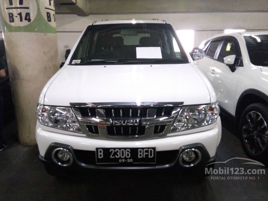 Jual Mobil Isuzu Panther 2015 GRAND TOURING 2.5 di DKI Jakarta Manual ...
