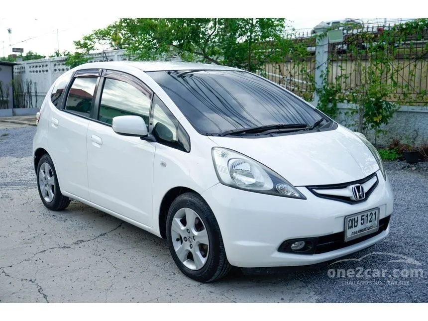 2011 Honda Jazz 1.5 (ปี 08-14) S i-VTEC Hatchback for sale on One2car