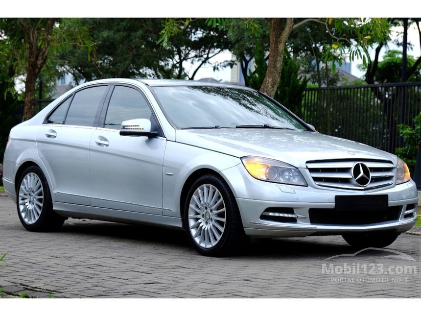 Jual Mobil Mercedes-Benz C300 2010 Avantgarde 3.0 di DKI Jakarta ...