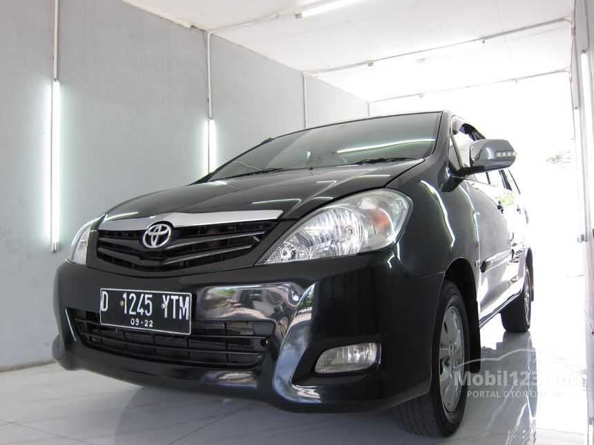 Jual Mobil Toyota Kijang Innova 2011 G 2.0 di Jawa Barat Manual MPV ...