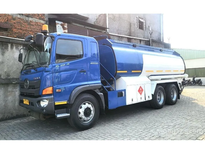 Jual Mobil Hino Ranger 2018 FL 235 JN 7.7 di DKI Jakarta Manual Trucks ...