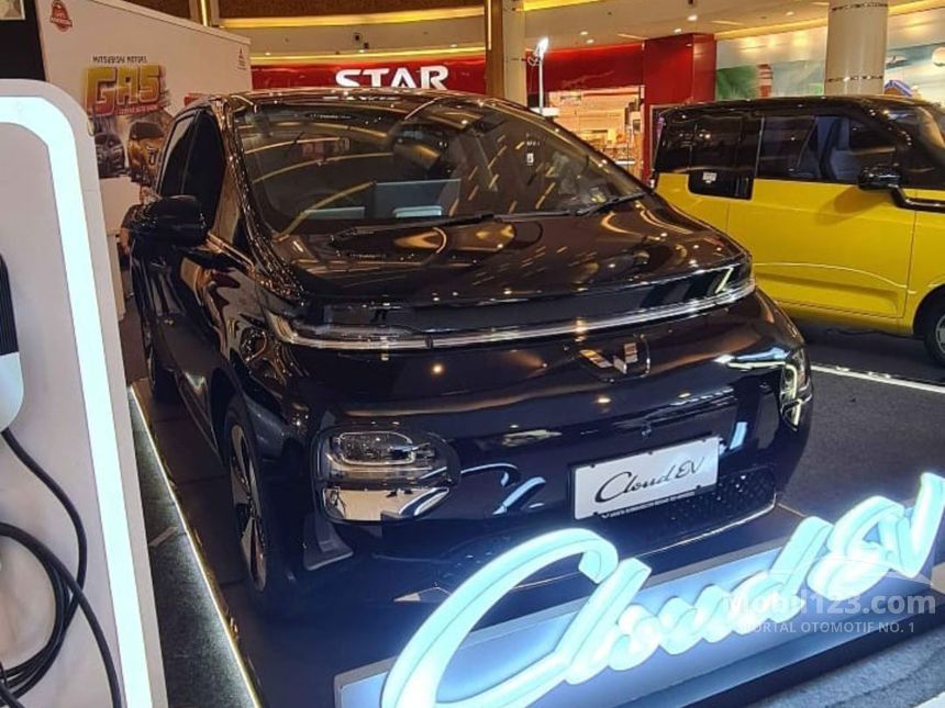 Jual Mobil BYD M6 2024 EV Superior Captain di DKI Jakarta Automatic ...