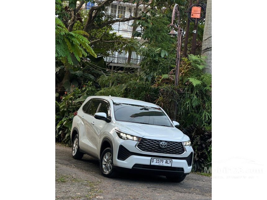 Jual Mobil Toyota Kijang Innova Zenix 2025 G (Premium Color) 2.0 di ...