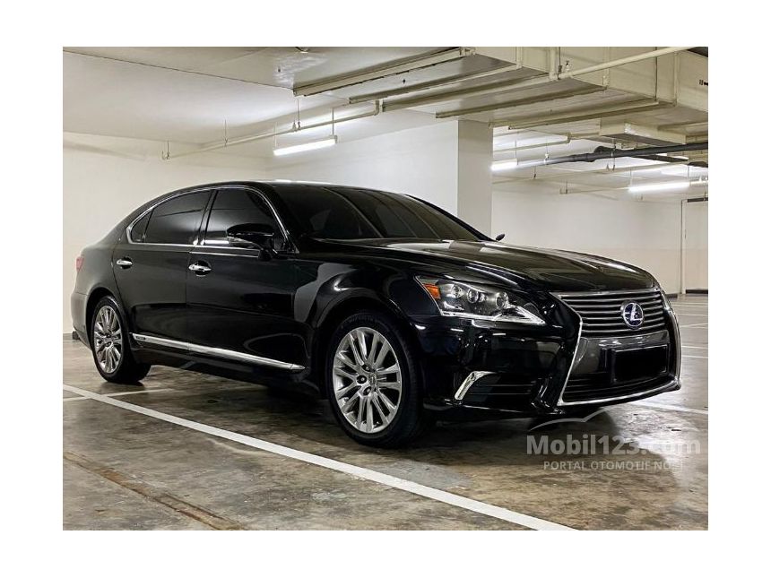 Jual Mobil Lexus LS600hL 2017 LS600hL 5.0 di DKI Jakarta Automatic ...