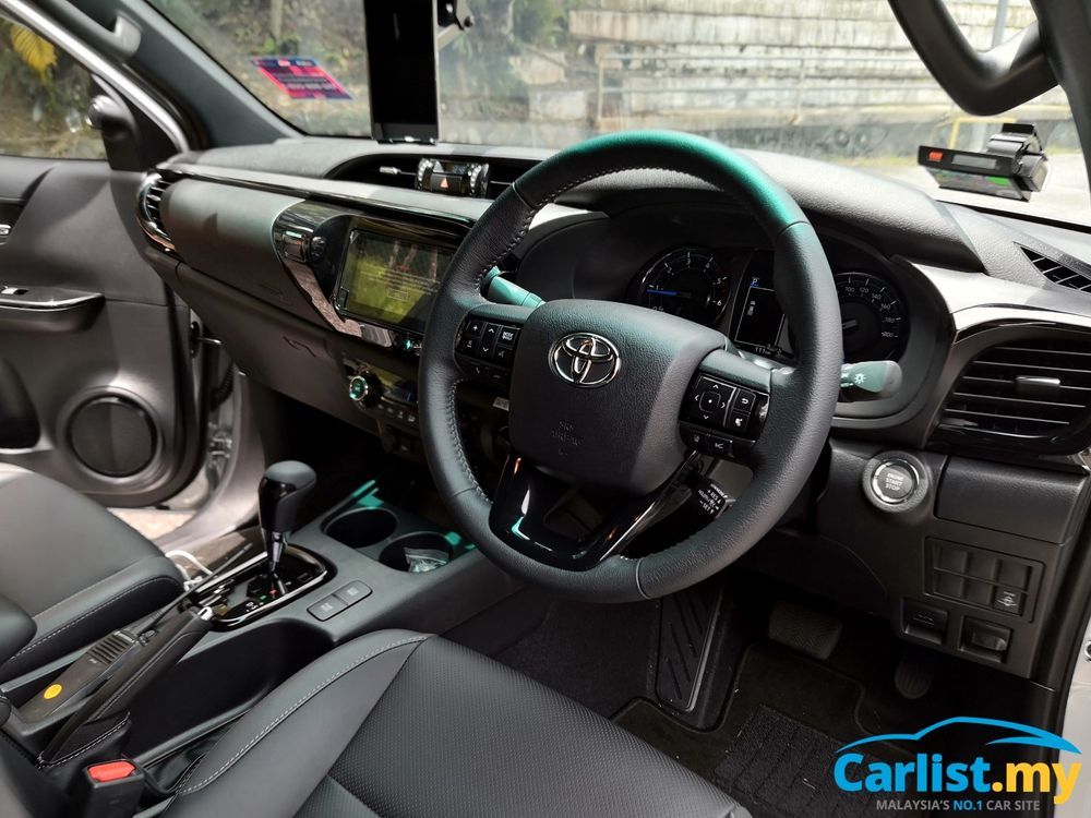 Review: A Day with the New 2020 Toyota Hilux 2.8 Rogue - Reviews ...