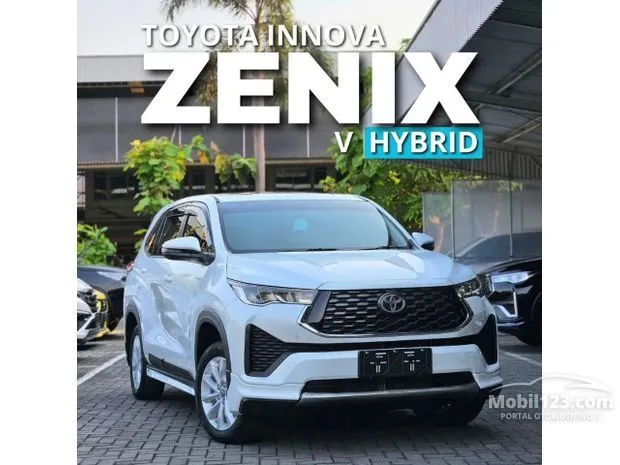 Jual Toyota Kijang Innova Zenix V HV (Premium Color) Bekas 2024 di ...