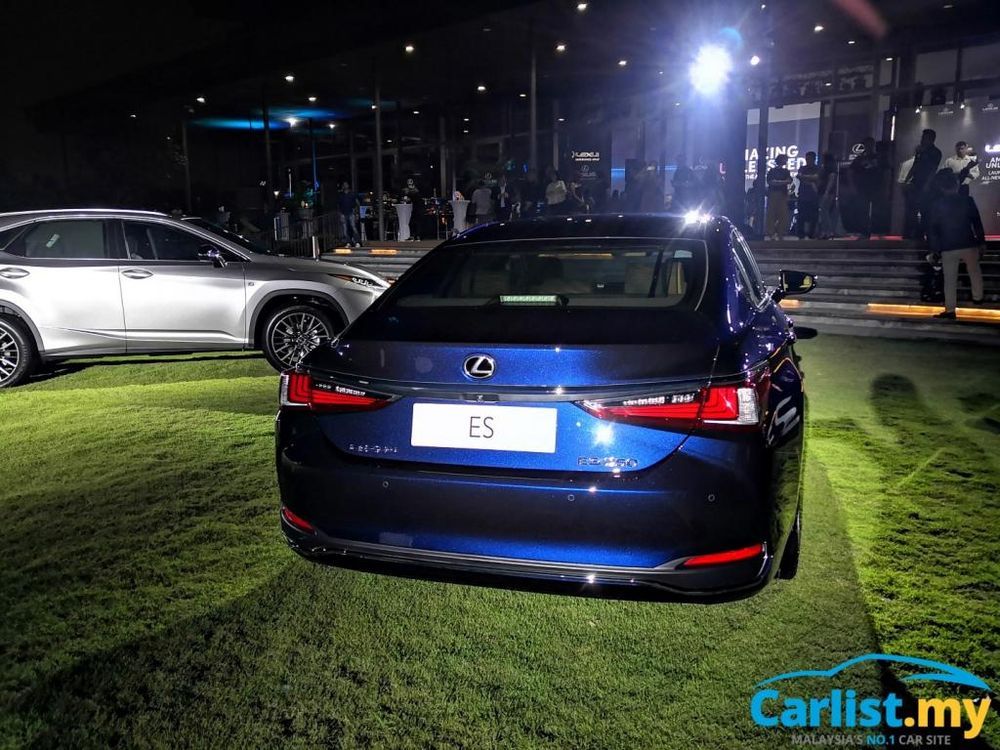 Lexus ES250 - PHOTOS - Carlist.my