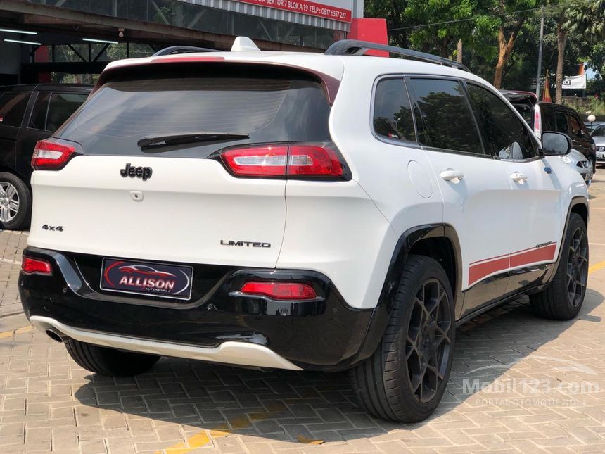 Jual Mobil Jeep Cherokee 2015 Limited 2.4 di DKI Jakarta Automatic SUV ...