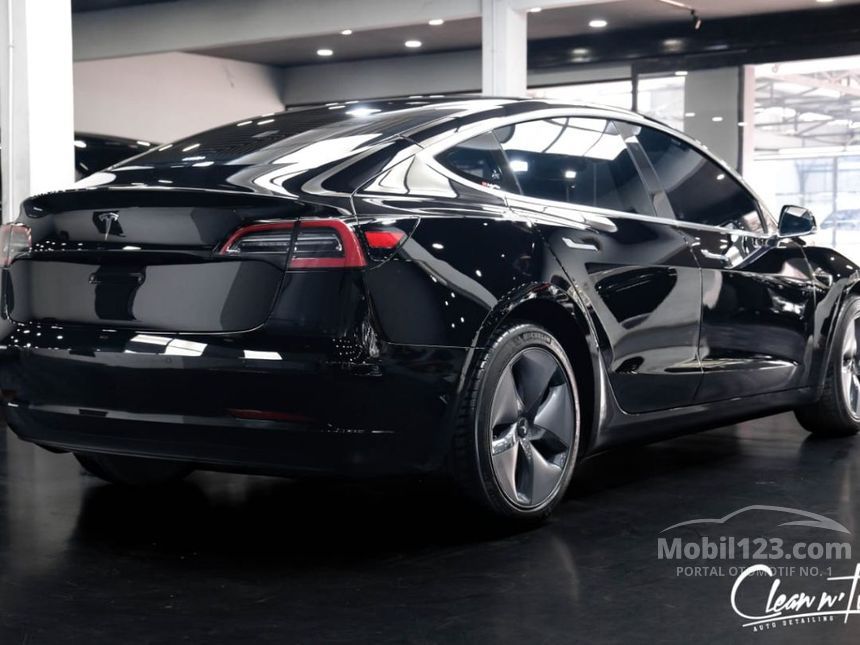 Jual Mobil Tesla Model 3 2019 Standard Range di DKI Jakarta Automatic ...