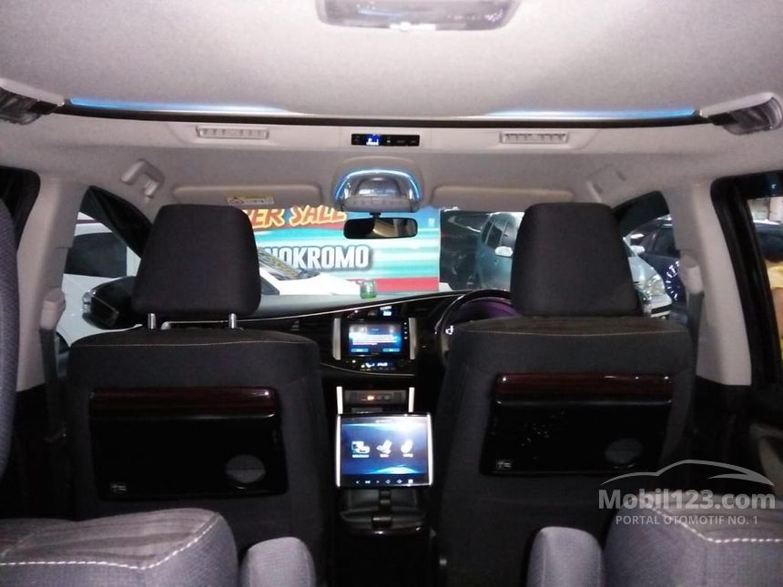 Jual Mobil Toyota Kijang Innova 2018 Q 2.0 di Jawa Timur Automatic MPV ...