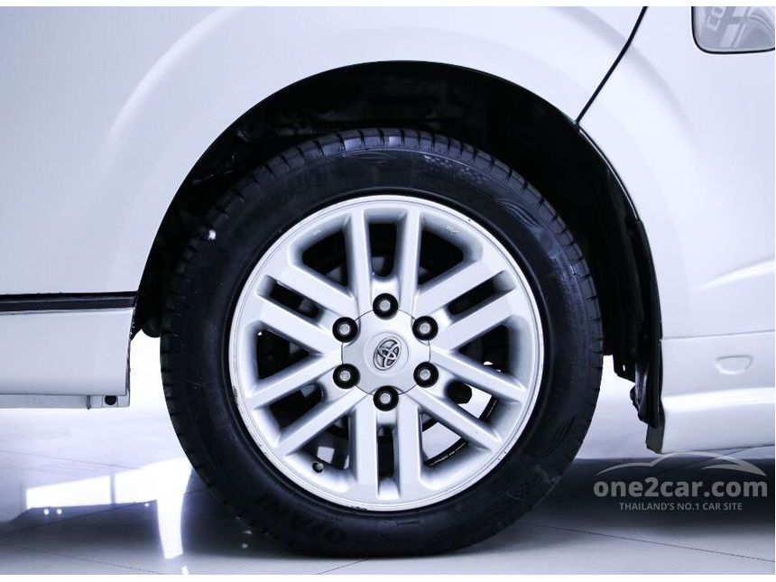 Toyota Hiace 2013 D4D 2.5 in กรุงเทพและปริมณฑล Manual Van สีเทา for ...