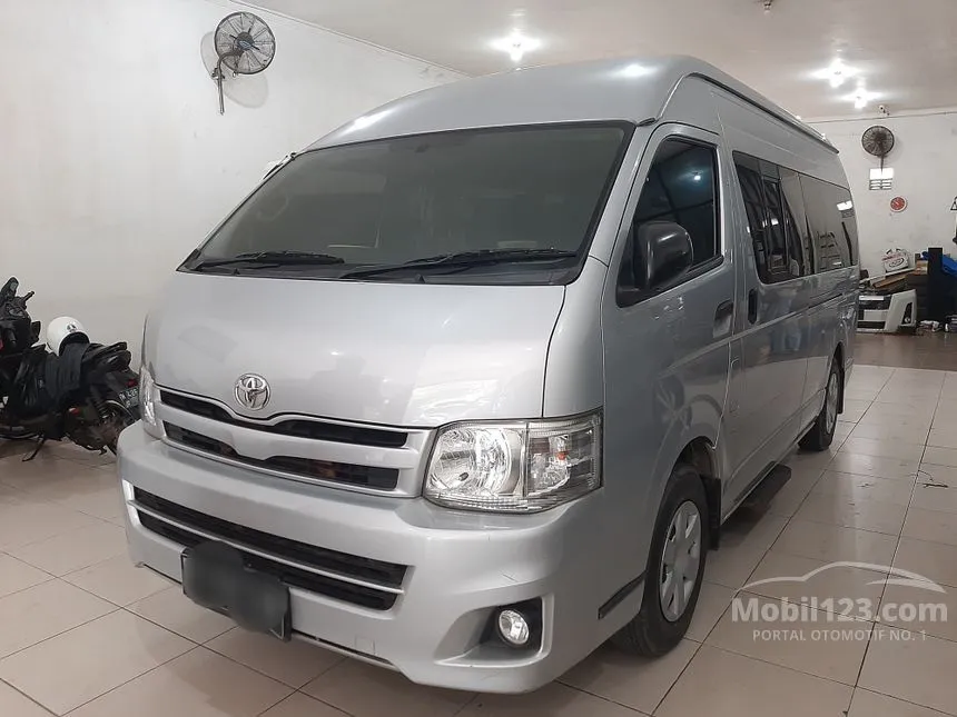 Jual Mobil Toyota Hiace 2012 High Grade Commuter 2.5 di Jawa Timur ...