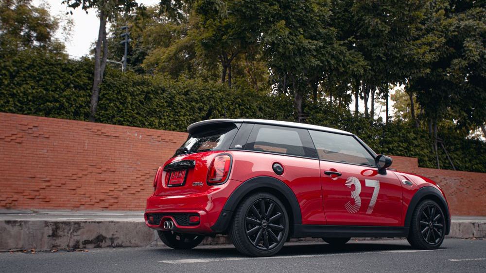 MINI Cooper S "Paddy Hopkirk Edition" ตำนานแรลลี่ กับรถที่จี๊ดที่สุด ...