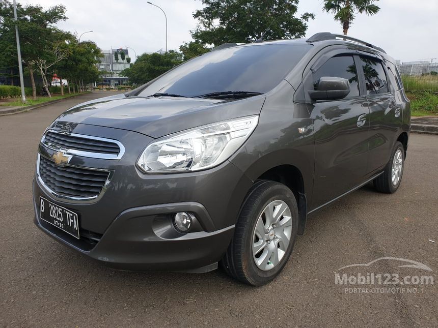 Jual Mobil Chevrolet Spin 2015 LTZ 1.5 di DKI Jakarta Manual SUV Abu ...