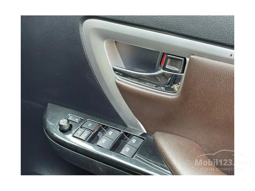 Jual Mobil Toyota Fortuner 2017 VRZ 2.4 di DKI Jakarta Automatic SUV ...